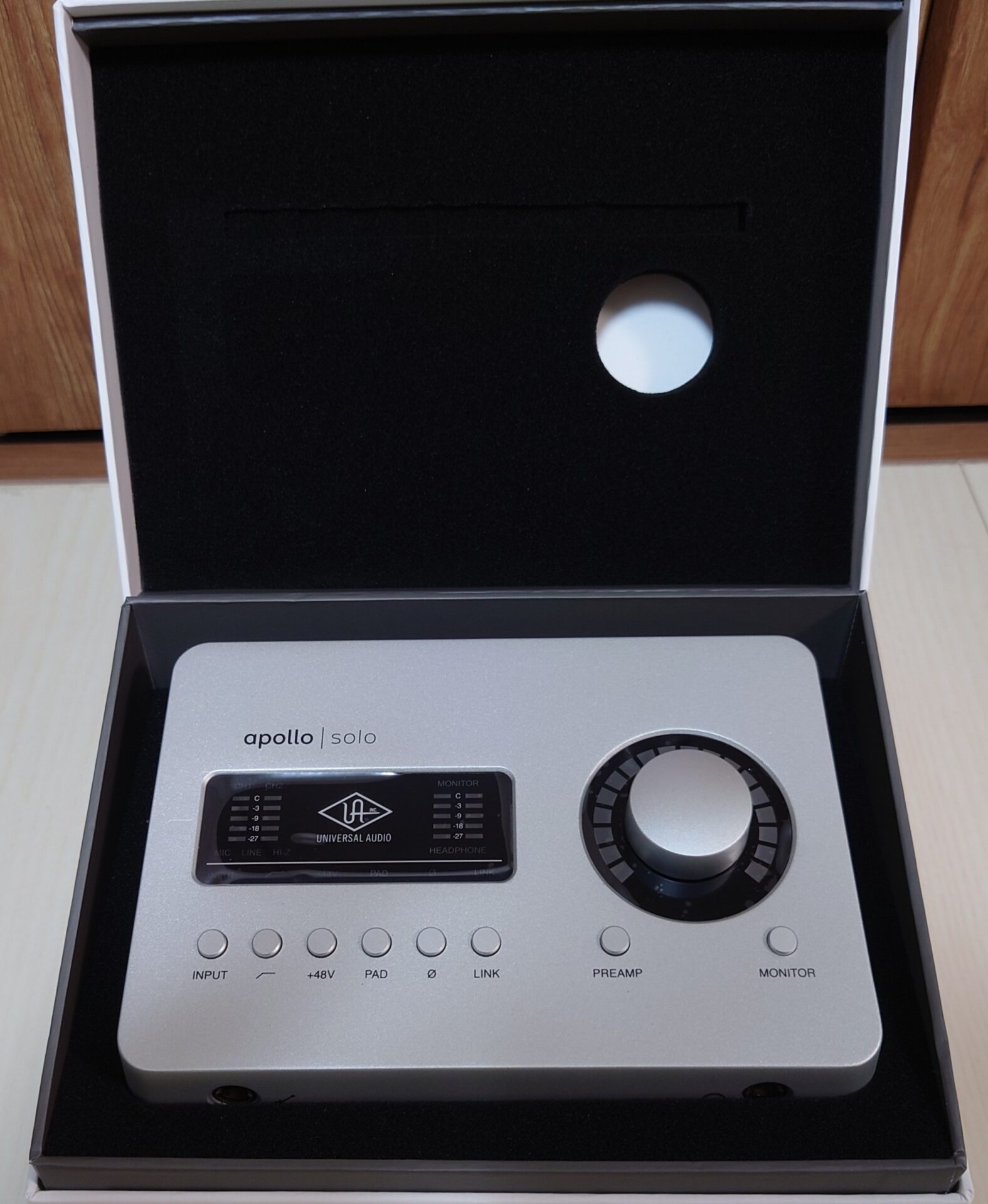 UAD Apollo solo USB 簡単レビュー - oh! dtm